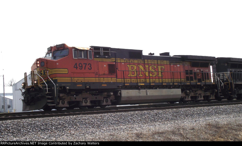 BNSF 4973